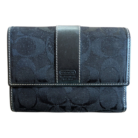 Coach | Bags | Coach Wallet Signature Black Bifold 55x4 Medium ...
